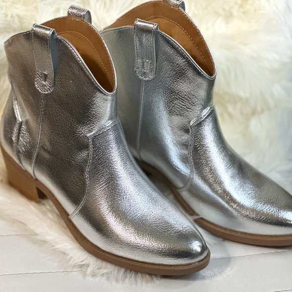 Soda | Shoes | Women 8 Western Silver Cowboy Cowgirl Boot Booties Low ...